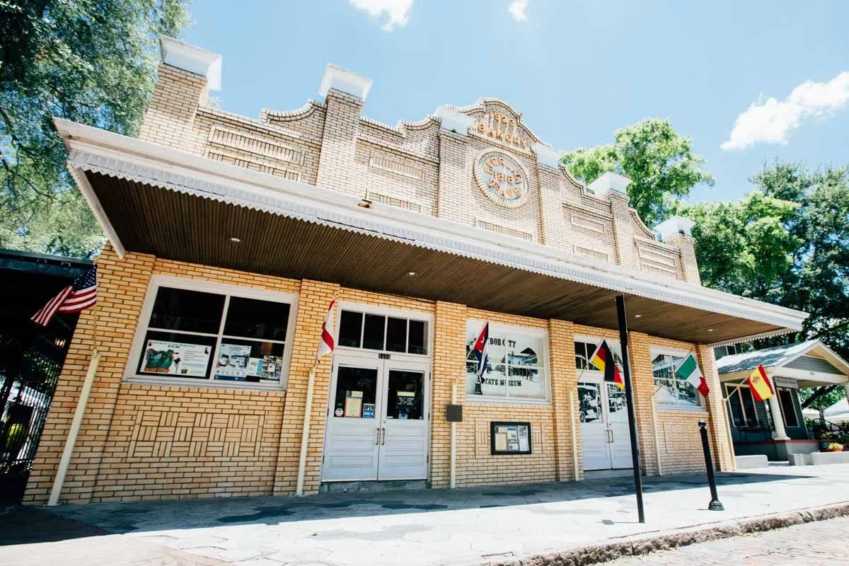 Sparkman Wharf Tampa – The Ultimate Guide